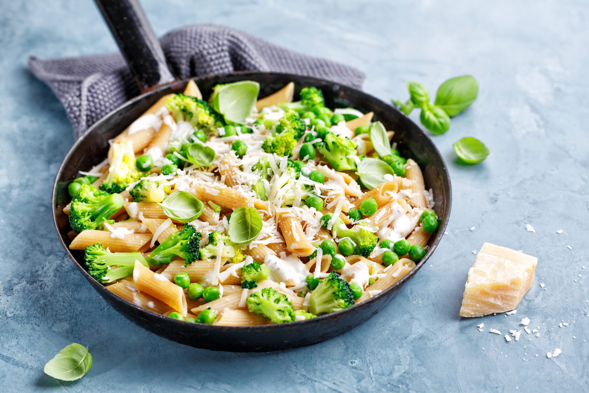Delta-Rezept: Pasta mit Brokkoli in cremiger Erdäpfel-Karotten-Sauce ...